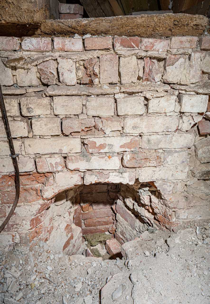 Smiget †vindue i langhusets sydmur, Åstrup kirke - Nationalmuseets ...