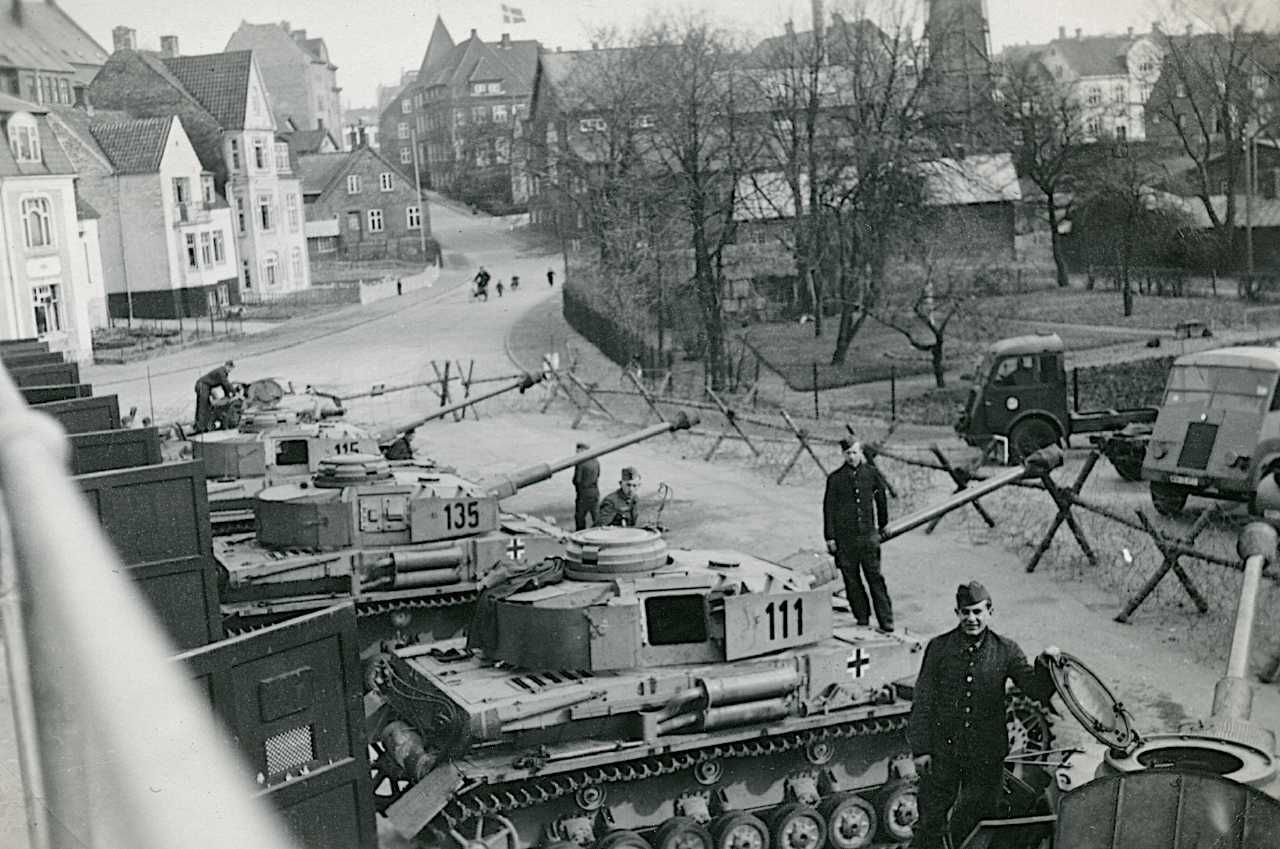Panzer III, IV, and StuG in Denmark (with update) - AFV WWII ...