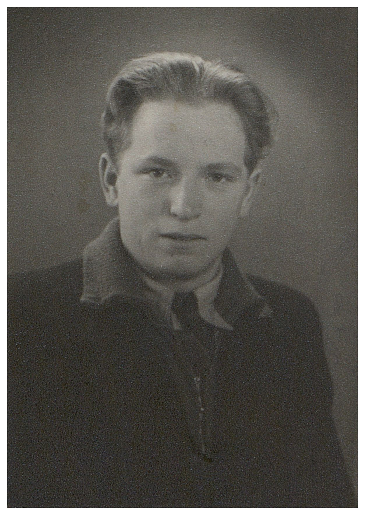 Fotoalbum med 109 fotos af danske modstandsfolk udarbejdet af Gestapo ...