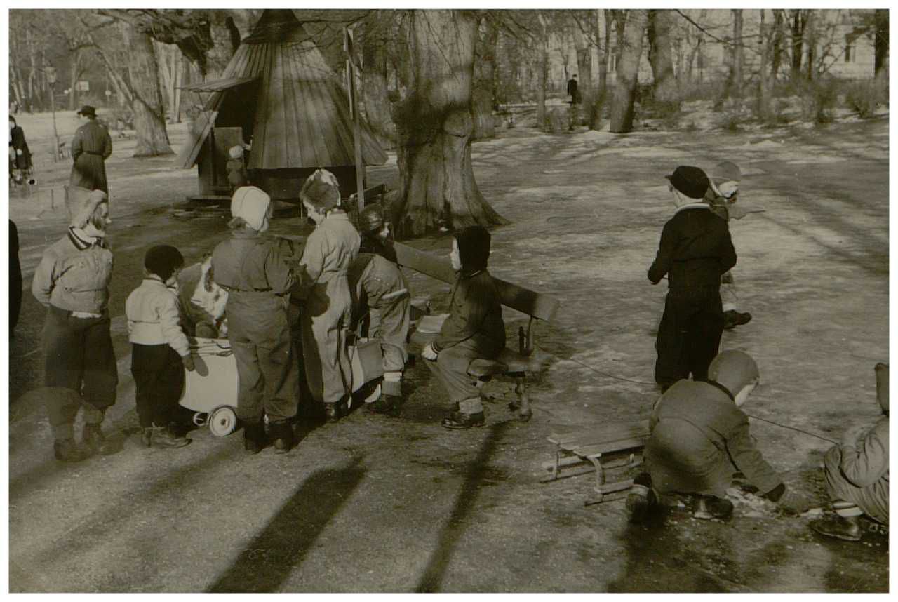 Flemming Bergsøes fotoalbum - Nationalmuseets Samlinger Online