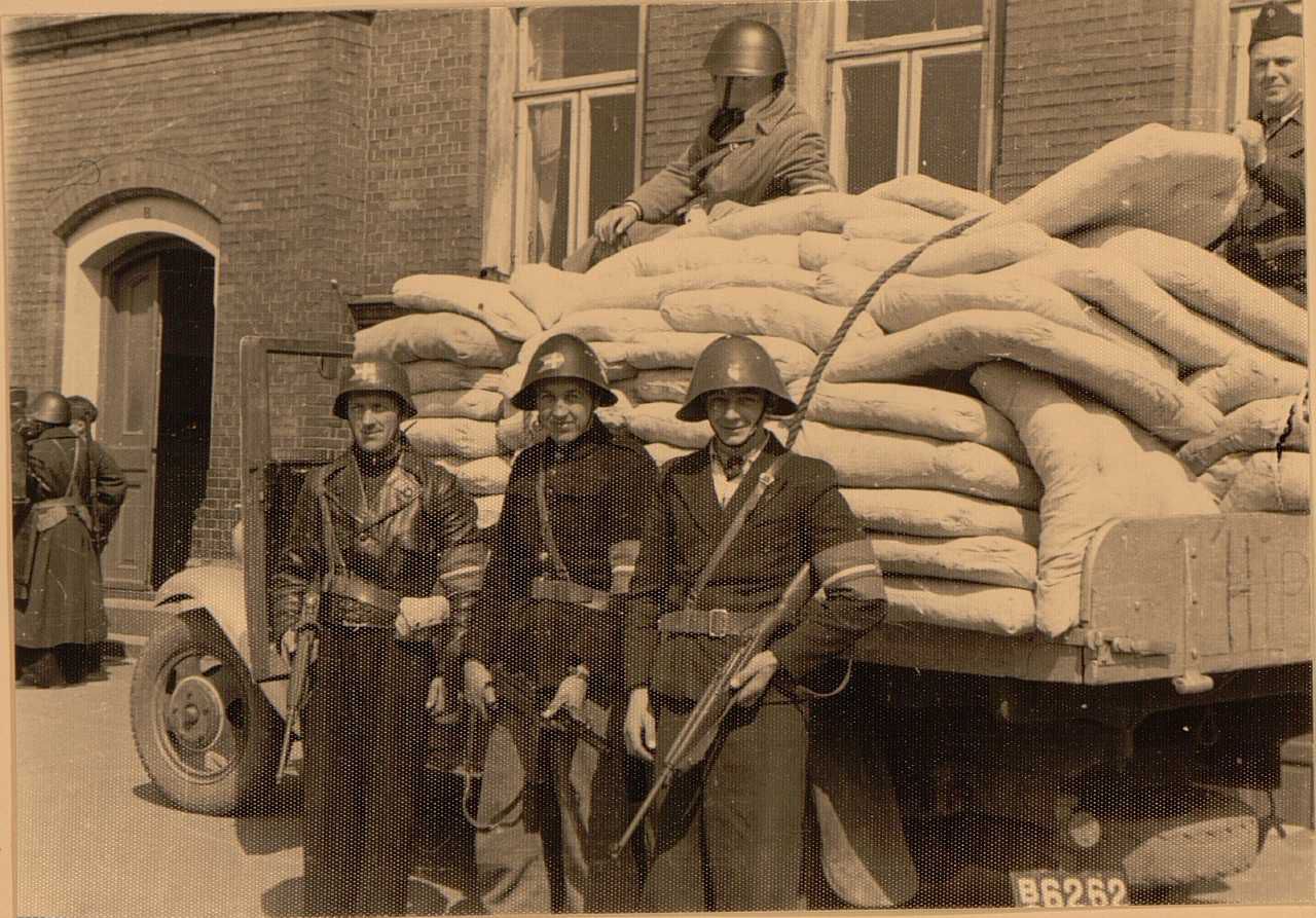 Fotoalbum uden proveniens - Nationalmuseets Samlinger Online